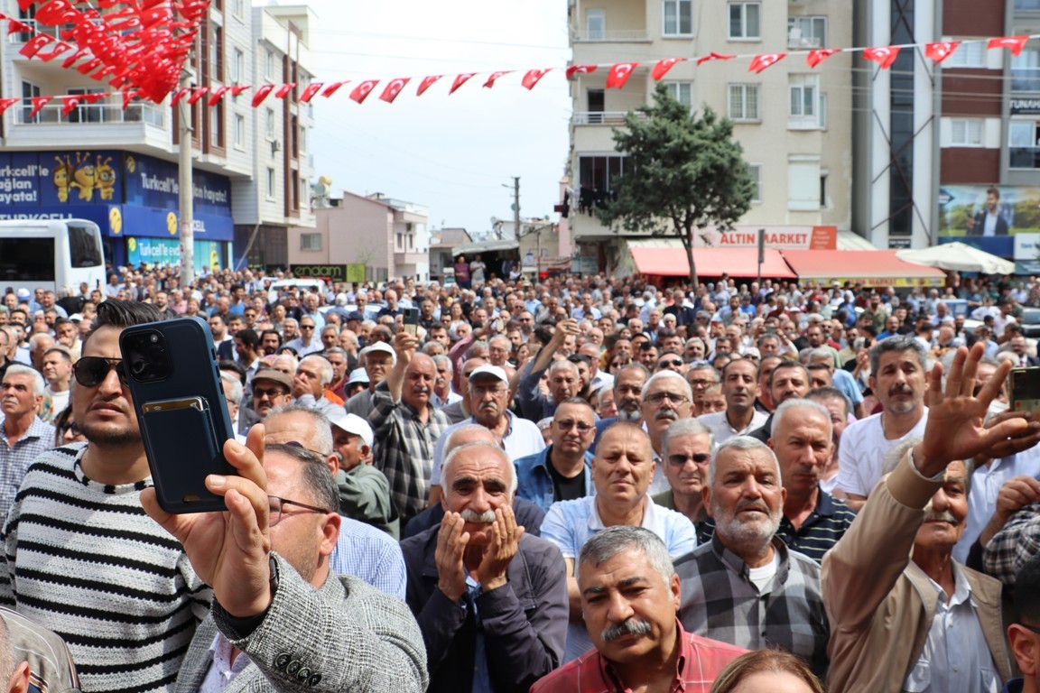 TOROSLAR’IN YENİ BAŞKANI ABDURRAHMAN YILDIZ, MAZBATASINI ALDI Toroslar ...